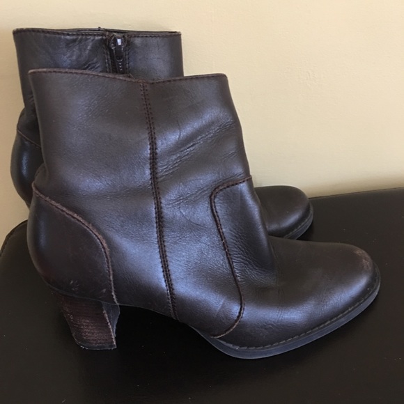 Bandolino | Shoes | Bandolino Brown Leather Cowboy Booties 7m Likenew ...